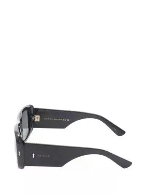 Gucci Rectangle Frame Sunglasses With Logo Detail