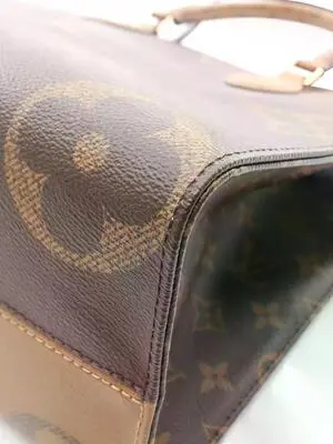 LOUIS VUITTON Monogram Canvas Onthego Mm Handbag