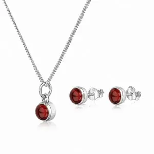 THE JEWELLERY STORE LONDON Sterling Silver Garnet Stud Earrings And Pendant Necklace Set - Red/silver