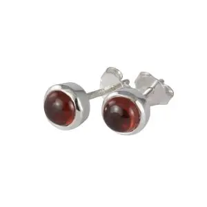 THE JEWELLERY STORE LONDON Silver / Red January Birthstone Earring Studs – Garnet In Sterling Silver - Silver/red
