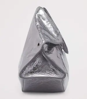 Alexander McQueen Cracked Metallic Leather Manta Pouch - Silver
