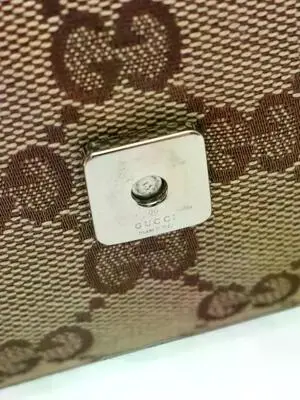 Gucci 2000s Gg Canvas Cross Body Bag - Neutrals