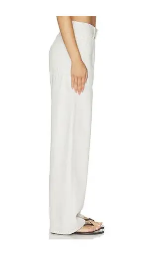 AGOLDE Low Curve Utility Jean In . Also - White