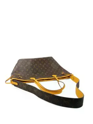LOUIS VUITTON Mm Neverfull Inside Out Monogram-pattern Shoulder Bag - Brown