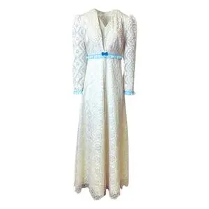 COUTURE TO YOUR DOOR Ivory Lace Maxi Dress - Blue/white