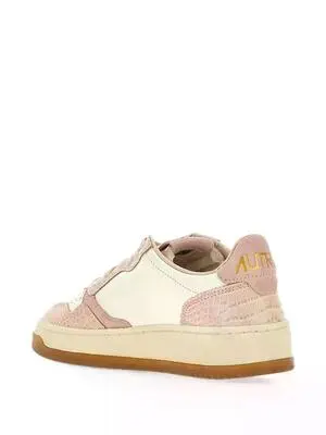 AUTRY Medalist Low Crocodile-embossed Sneakers