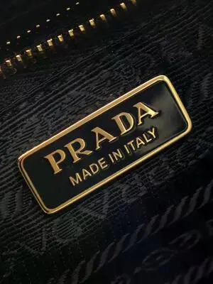 Prada 2013-2026 Re Nylon Re Edition 2005 Shoulder Bag - Black