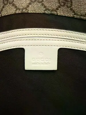 Gucci Gg Supreme Crossbody Bag