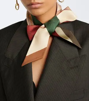 Gucci Gg Horsebit Silk Twill Scarf