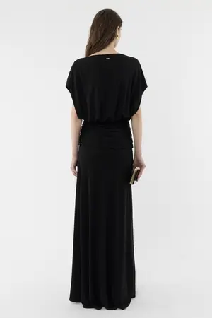 Arakii Tight Waist Gown - Black