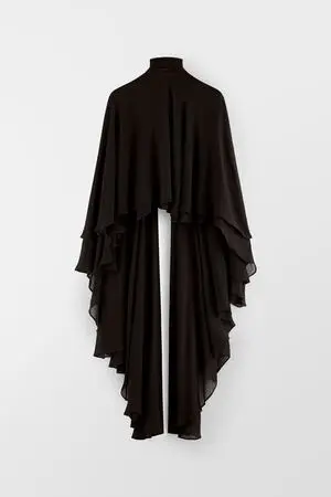 Arakii Flowy Maxi Cape