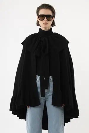 Arakii Knitted Ruffle Cape