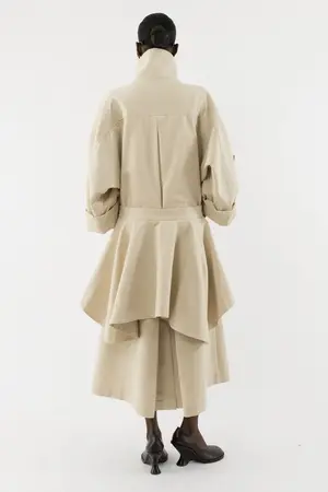 Arakii Drop Waist Trenchcoat