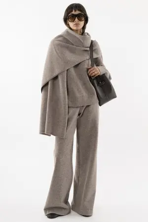 Arakii Knitted Sweater