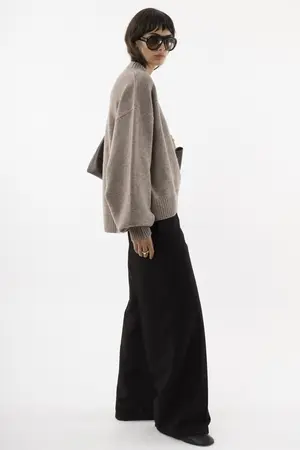 Arakii Knitted Sweater