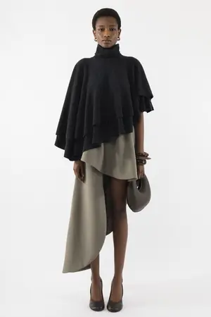Arakii Flowy Knitted Cape - Dark Grey