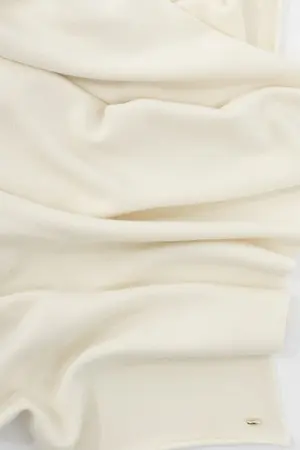 Arakii Knitted Scarf