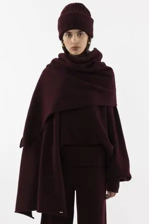 Arakii Knitted Scarf