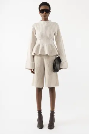 Arakii Knitted Bermuda Shorts - Creme White