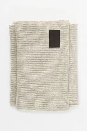 Arakii Heavy Knit Frill Scarf