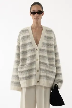 Arakii Oversize Cardigan
