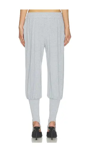 NIIHAI Stirrup Jogger In . Also