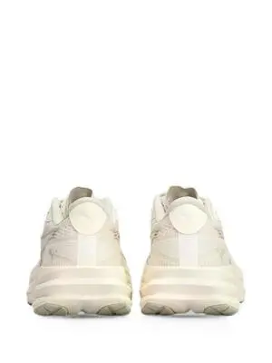 PUMA Deviate Pure Nitro Sneakers