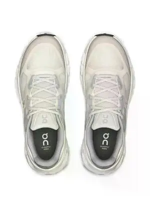 On Cloudtilt Remix Low-top Sneakers