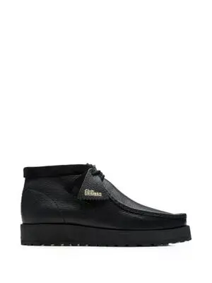 Clarks Wallabee Scout Leather Desert Boots - Black
