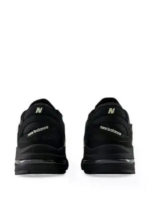 NEW BALANCE 1000 Sneakers - Black