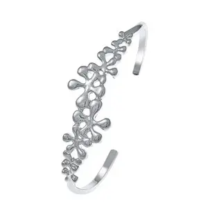 LUCY QUARTERMAINE Sterling Splash Cuff Bangle - Silver