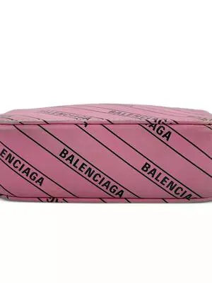 Balenciaga Everyday Crossbody Bag - Pink