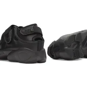 Nike Air Rift Dot Sneaker