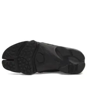 Nike Air Rift Dot Sneaker
