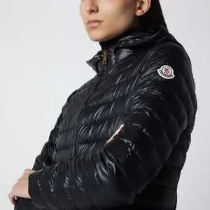 Moncler Igelhood Down Jacket In Longue Saison - Black