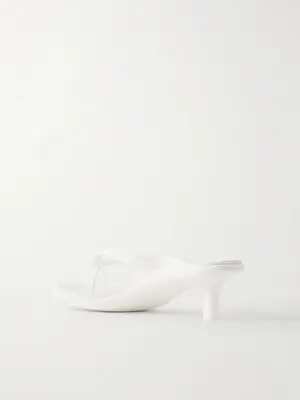 BLOUMME Arc 40 Rubber Thong Sandals