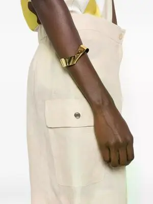 CLIPS Pocket-detail Shorts