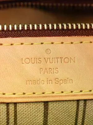LOUIS VUITTON 2008 Monogram Neverfull Mm Tote Bag