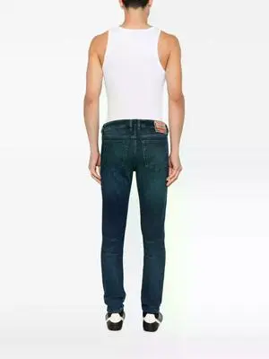 DIESEL® 1979 Sleenker Logo-patch Jeans