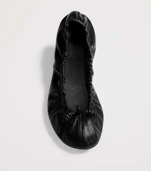 Bottega Veneta Leather Ballet Flats