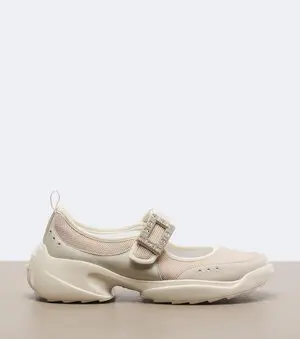 ROGER VIVIER Viv Sneakers