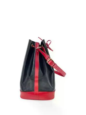 LOUIS VUITTON 1996 Noe Epi Shoulder Bag