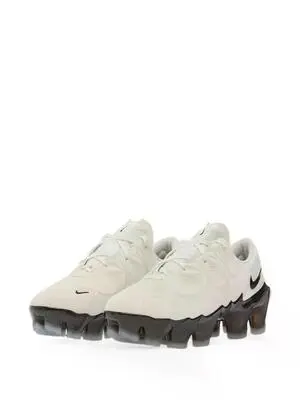 Nike Swoosh-logo Panelled Sneakers