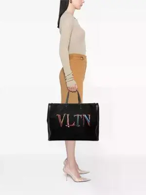 Valentino Garavani Large Canvas Rockstud Vltn Tote Satchel