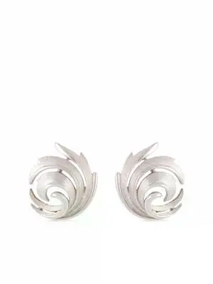 SUSAN CAPLAN 1970s Trifari Twirled Motif Clip-on Earrings - Silver