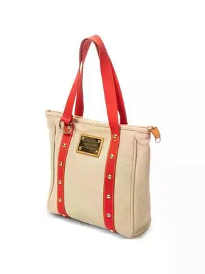 LOUIS VUITTON Mm Antigua Shoulder Bag - Neutrals