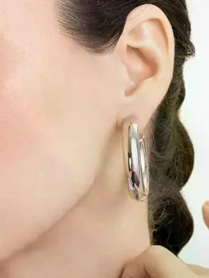 JENNIFER FISHER Jamma Mini Hoop Earrings