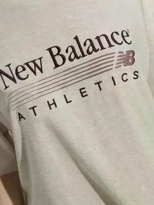 NEW BALANCE Trackside Logo T-shirt