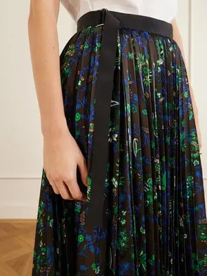 Sacai Belted Grosgrain-trimmed Pleated Floral-print Georgette Midi Skirt - Black
