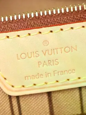 LOUIS VUITTON 2000-2026 Monogram Neverfull Pm Tote Bag